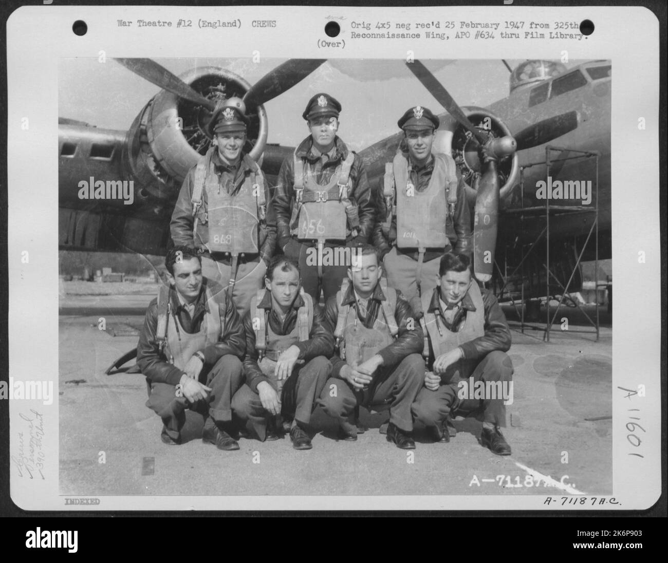 Lt. Comb And Crew Of The Boeing B-17 "Flying Fortress" Of The 390Th ...