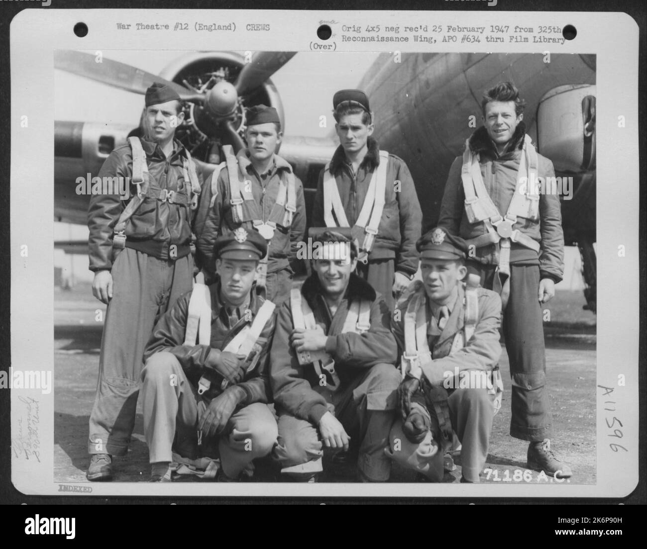 Lt. Freerksen And Crew Of The Boeing B-17 "Flying Fortress" Of The ...