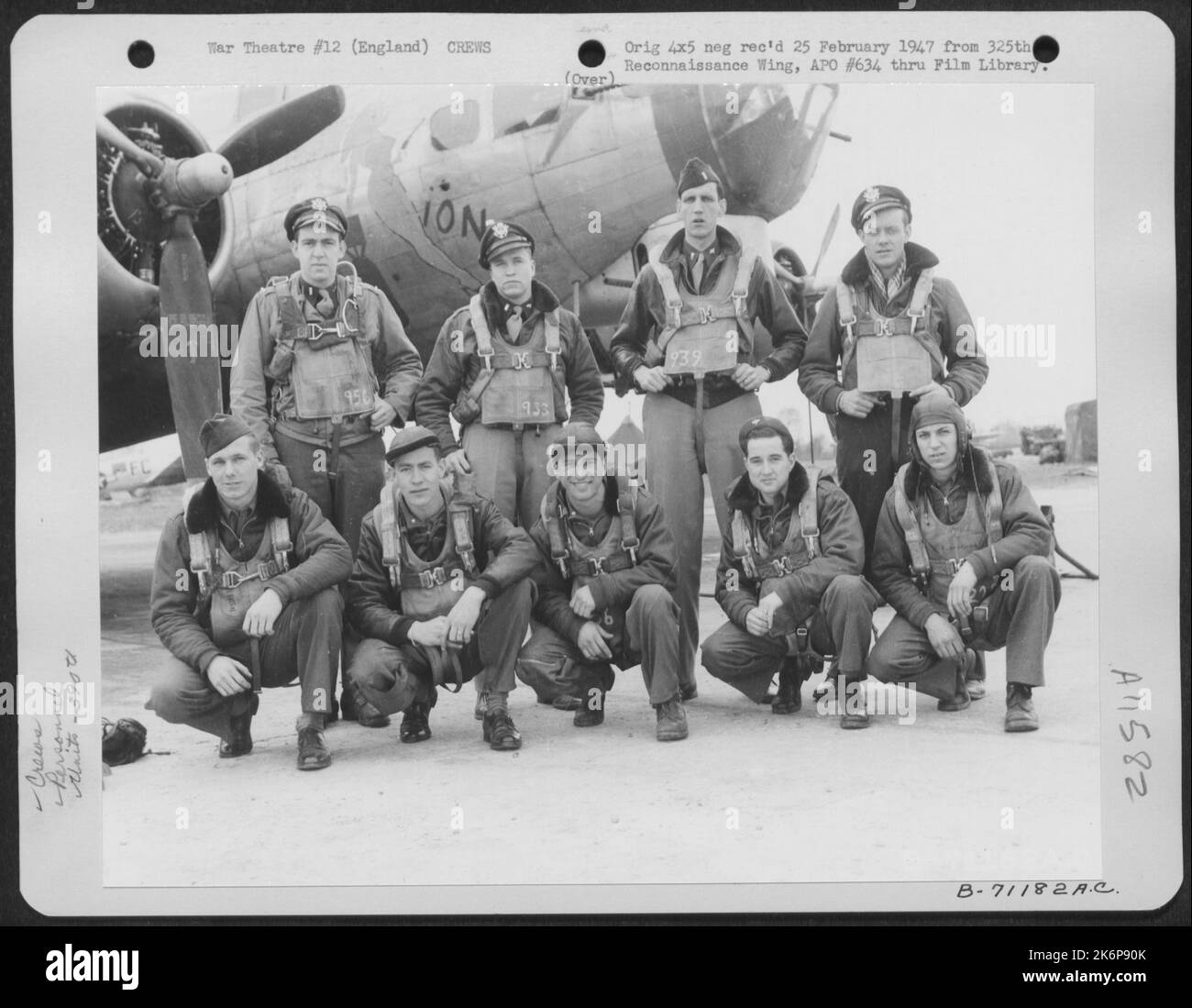 Lt. O'Conner And Crew Of The Boeing B-17 "Flying Fortress" Of The 390Th ...