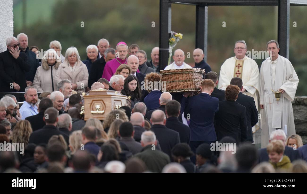 The coffins of Robert Garwe and his five-year-old daughter Shauna ...