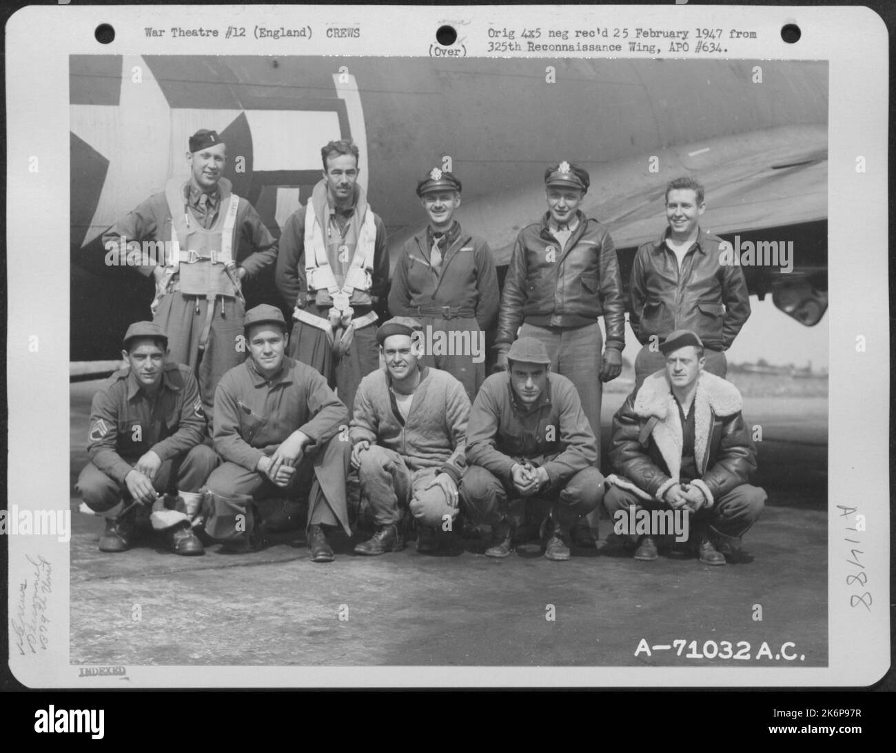 Lt. Dahl And Crew Of The 379Th Bomb Group Poses Beside The Boeing B-17 ...
