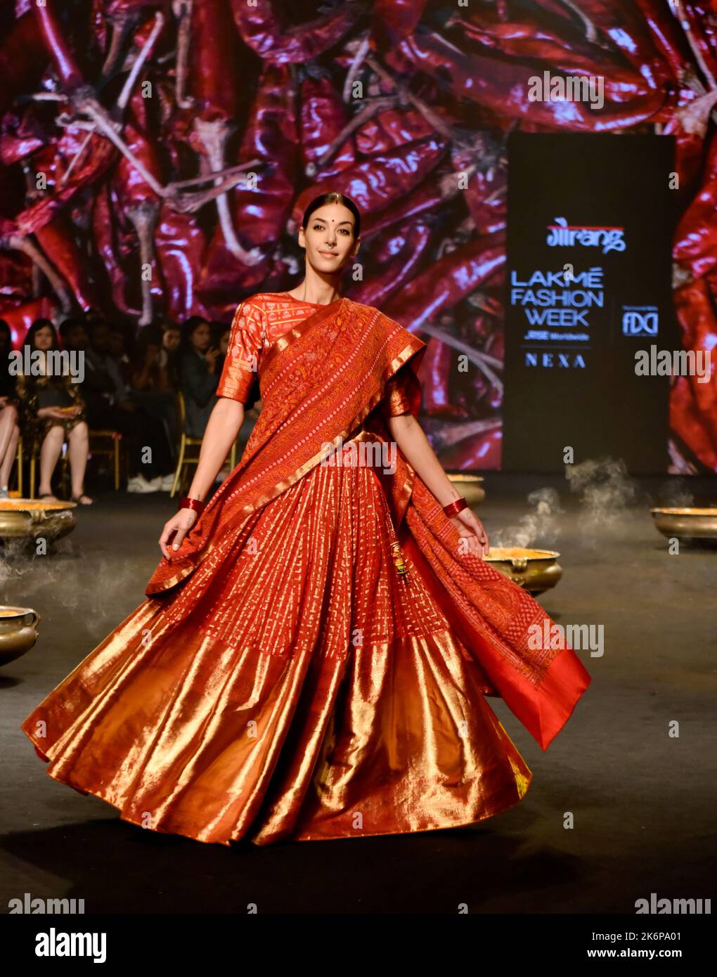 Mumbai, Maharashtra, India. 15th Oct, 2022. A model walks in a ramp ...