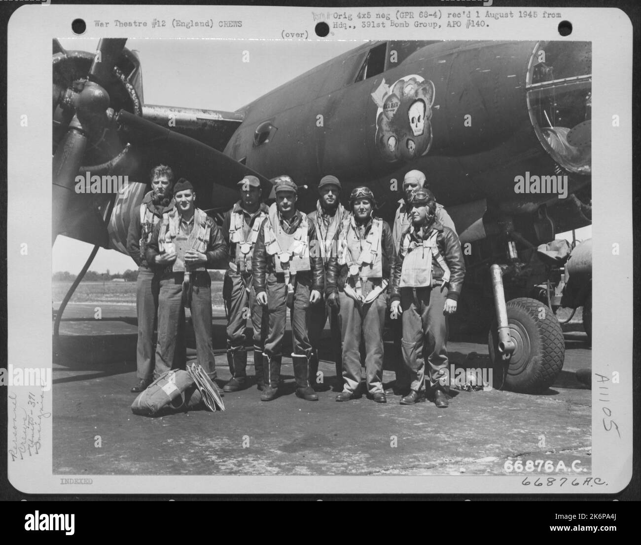 Stand beside plane Black and White Stock Photos & Images - Alamy