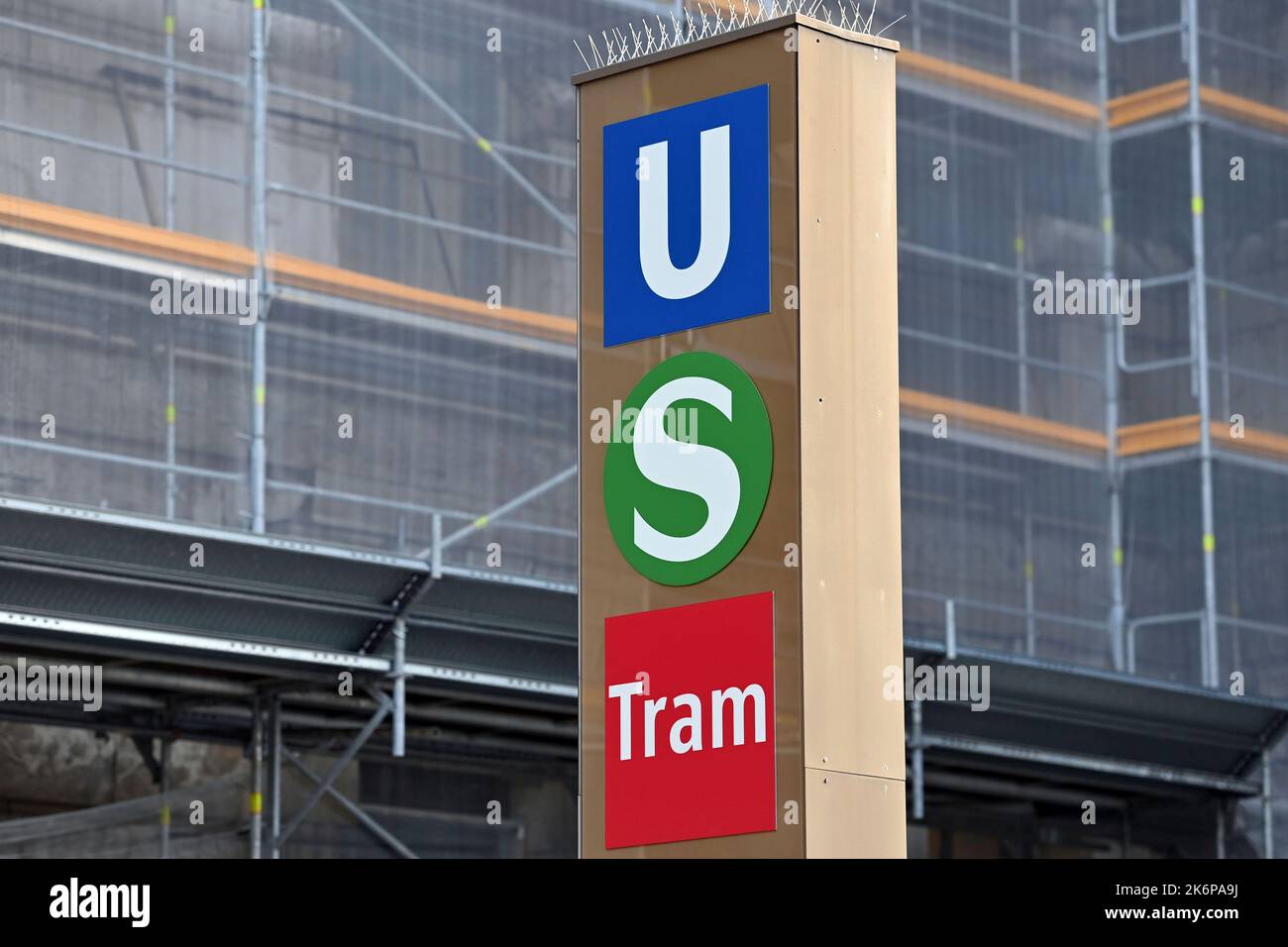 Munich, Deutschland. 14th Oct, 2022. Public transport Munich, logo ...