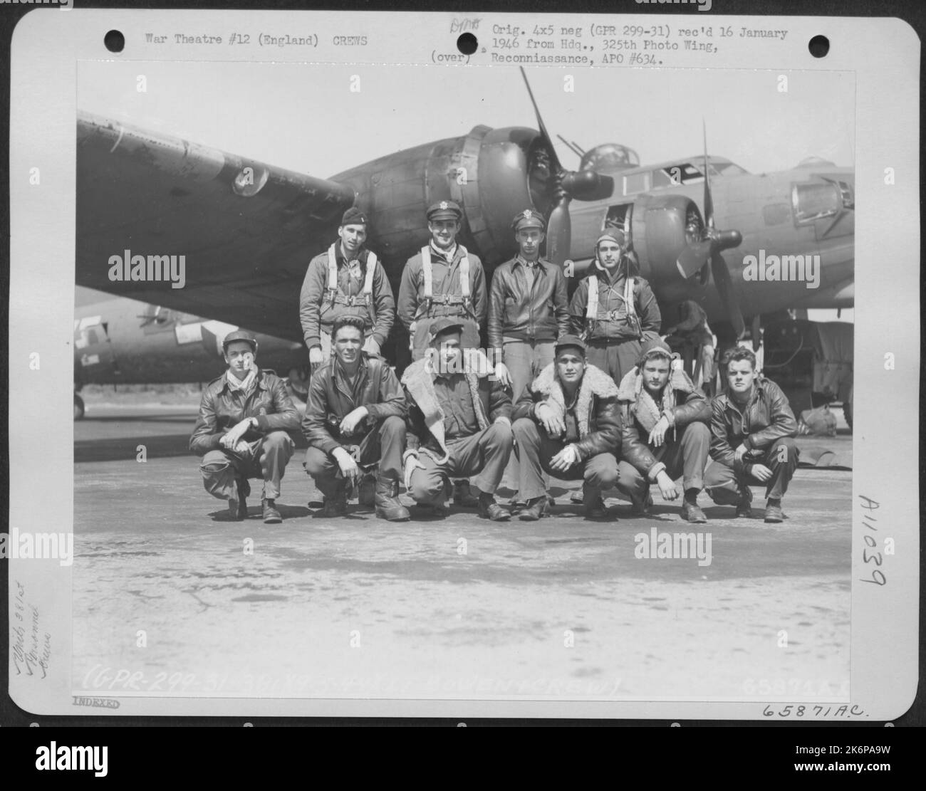 Lt. Bowen And Crew Of The 381St Bomb Group In Front Of A Boeing B-17 ...