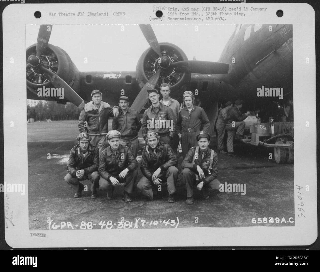 Crew Of The 381St Bomb Group In Front Of A Boeing B-17 "Flying Fortress ...