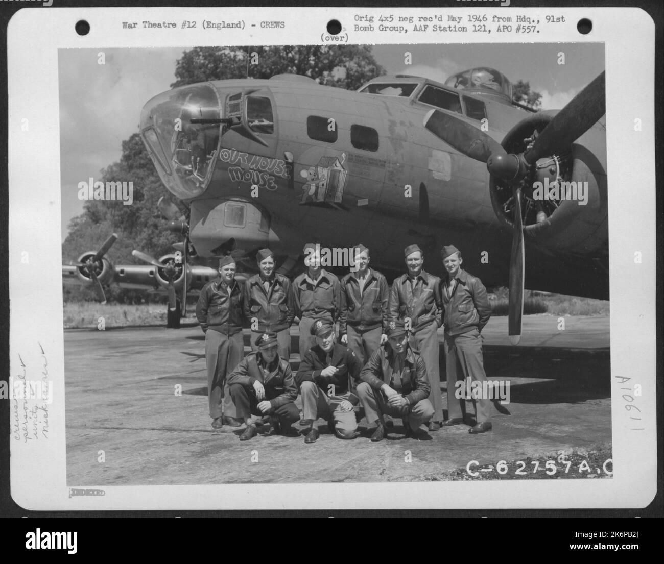 Flying mouse Black and White Stock Photos & Images - Alamy