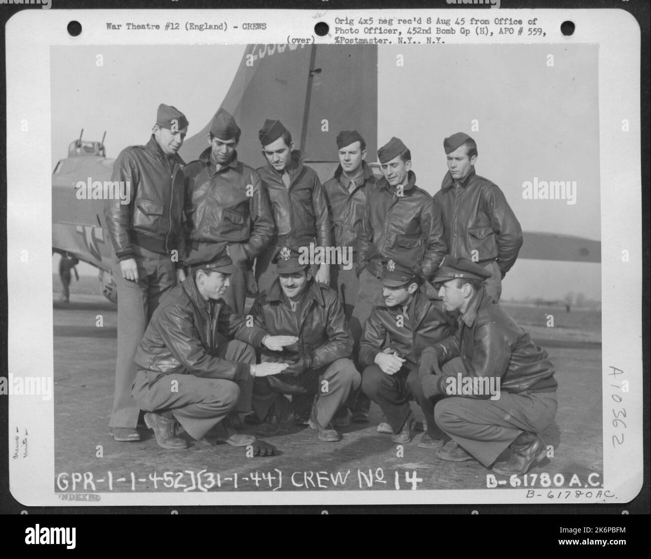 Crew Of The 452Nd Bomb Gp Beside A Boeing B-17 "Flying Fortress ...