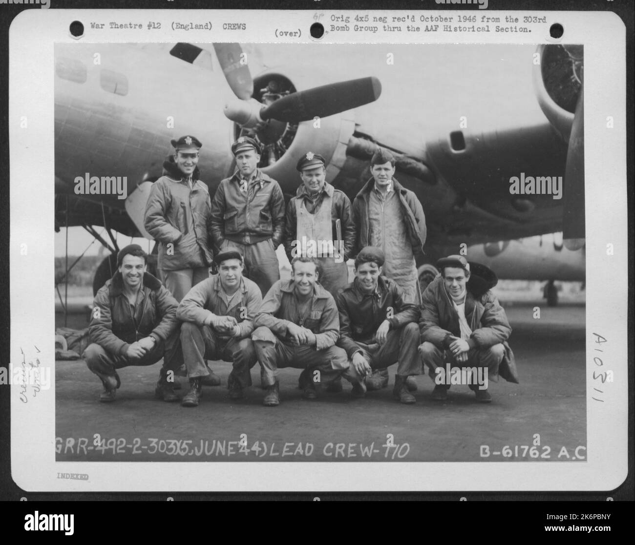 Crew Of The 303Rd Bomb Group Beside A Boeing B-17 "Flying Fortress ...