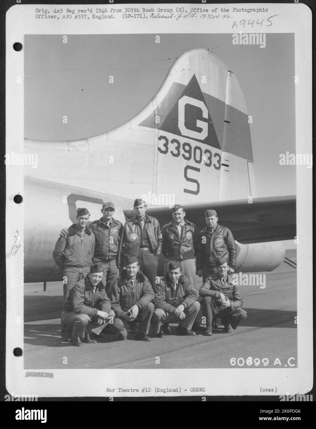 Lt. Rush And Crew Of The 305Th Bomb Group Beside The Boeing B-17 Flying ...