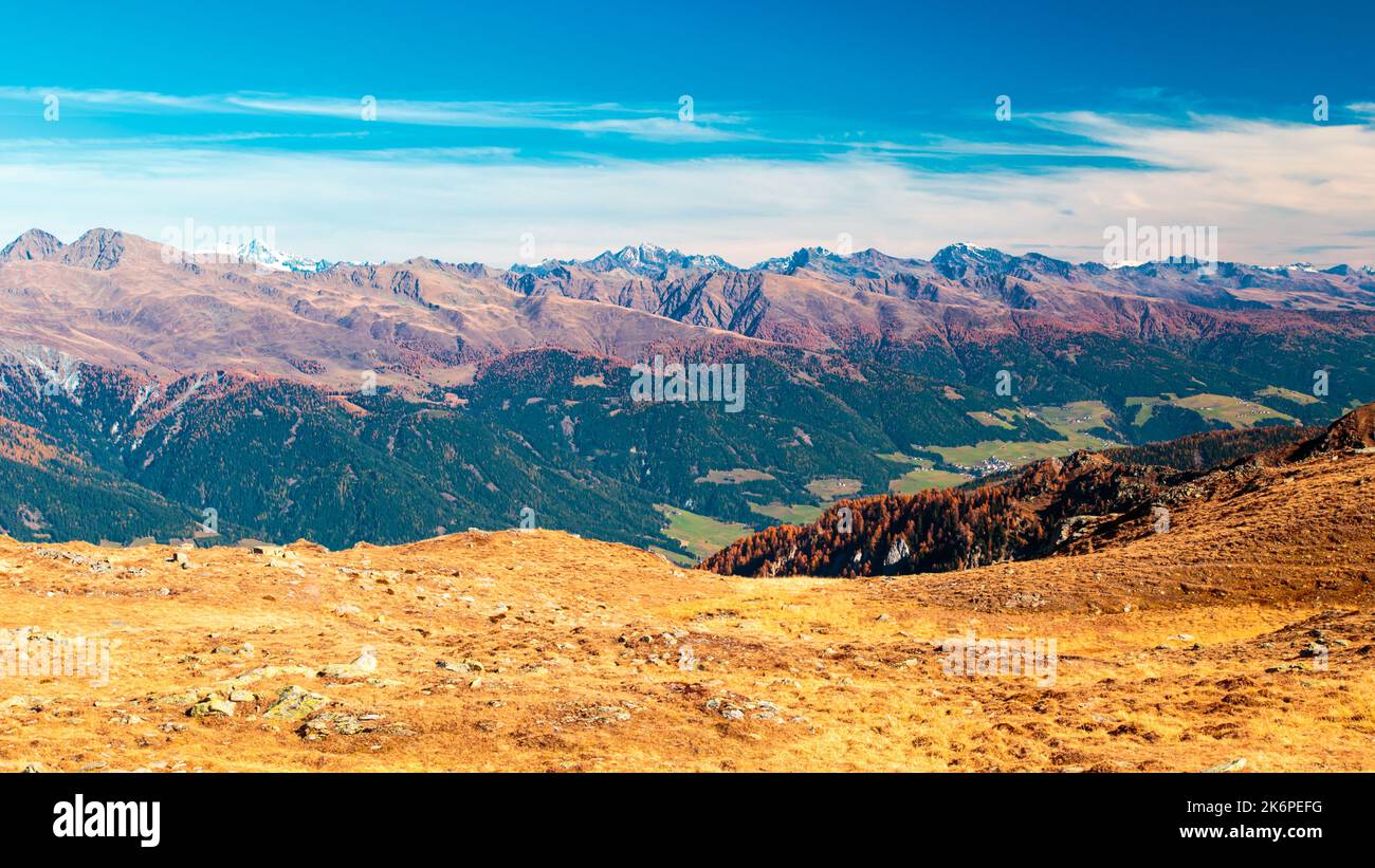 Autumn in the italian alps Stock Photo - Alamy