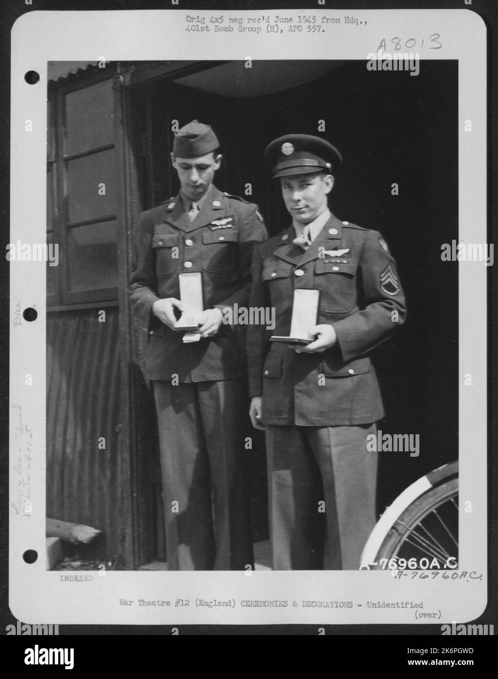 Members Of The 401St Bomb Group, Who Were Presented With Awards, Pose ...