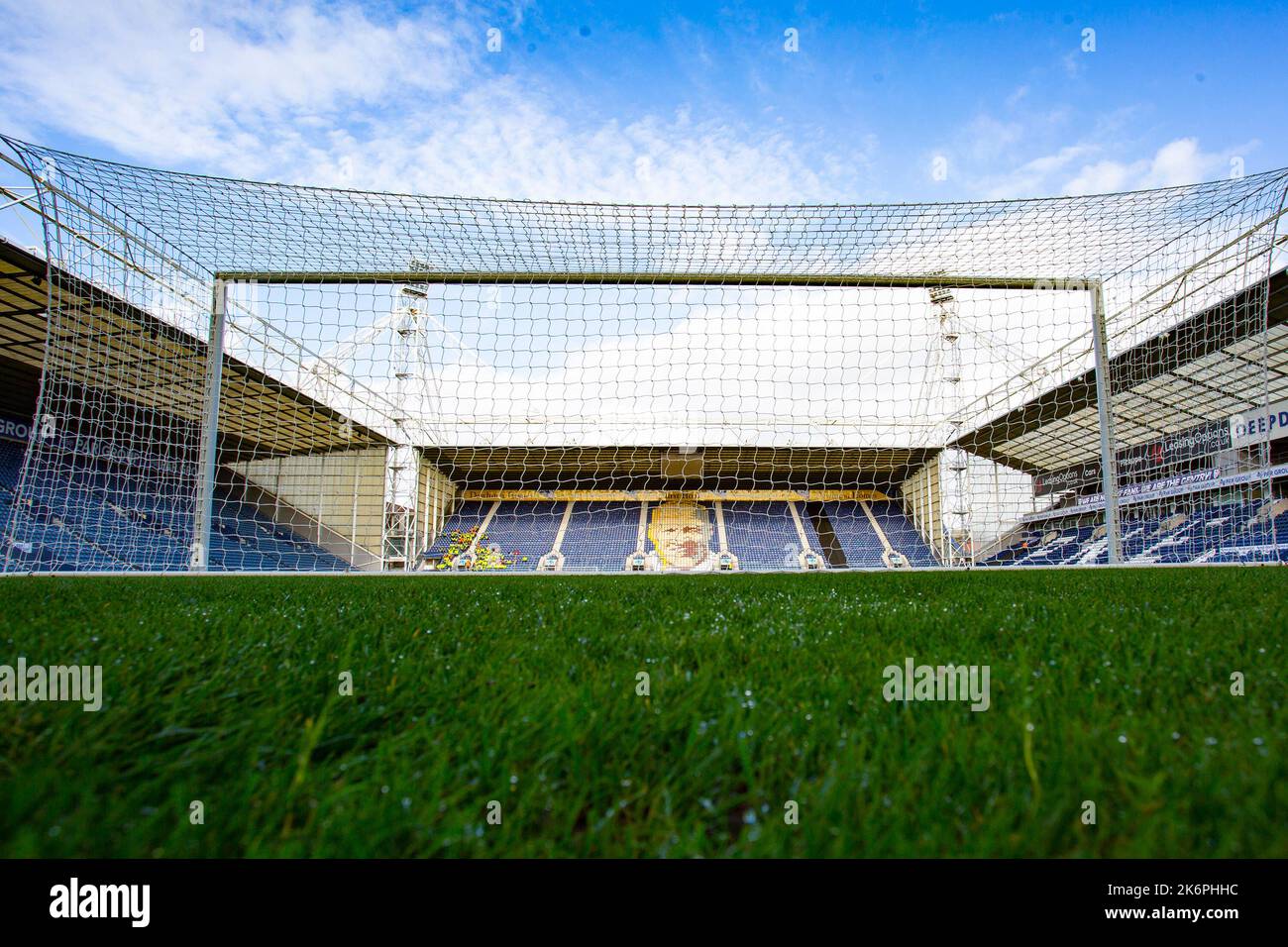 Deepdale stadium general view hi-res stock photography and images - Alamy