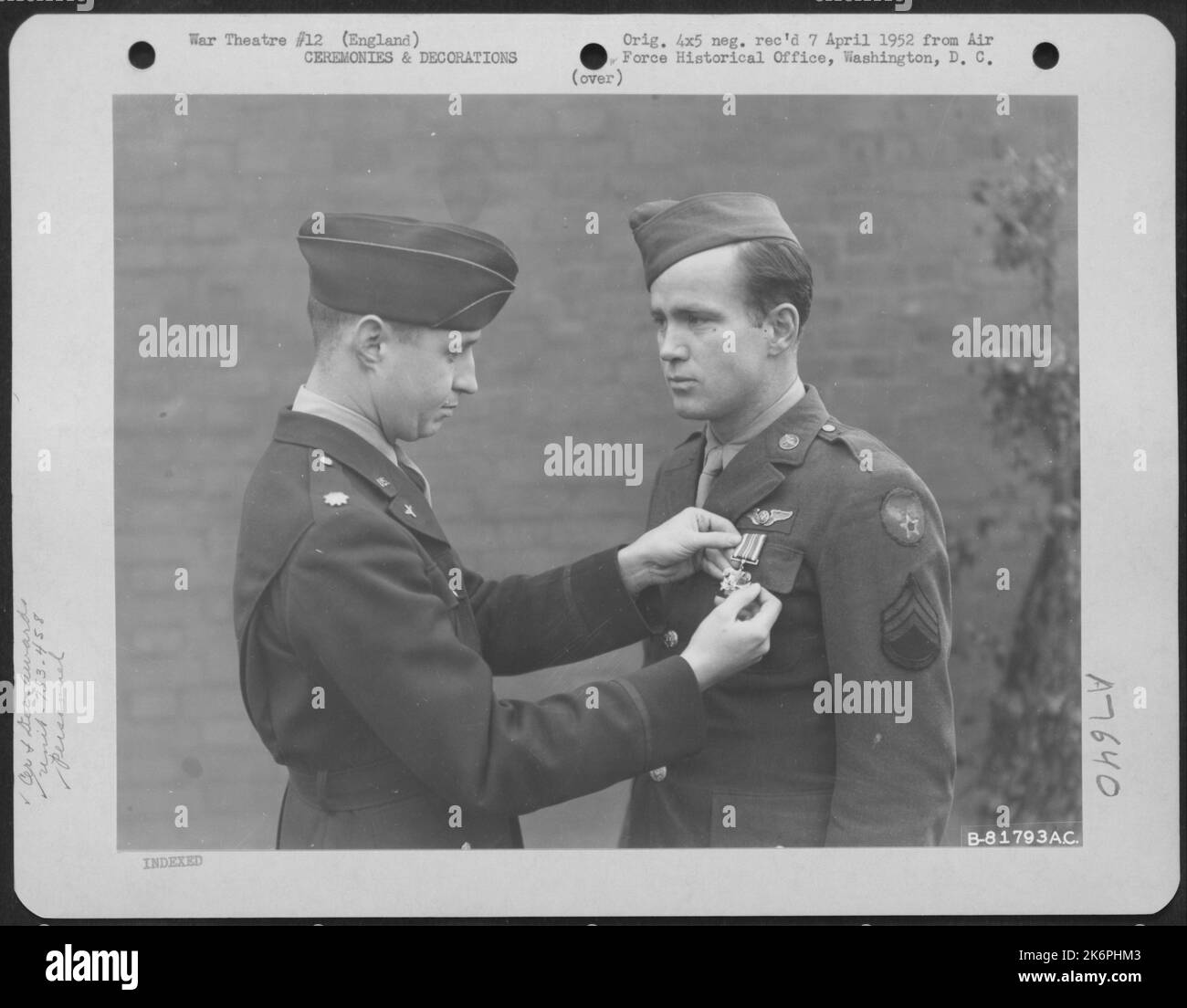 S/Sgt. Hagen Of The 755Th Bomb Squadron, 458Th Bomb Group Is Presented ...
