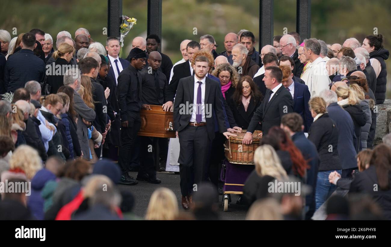 The coffins of Robert Garwe and his five-year-old daughter Shauna ...