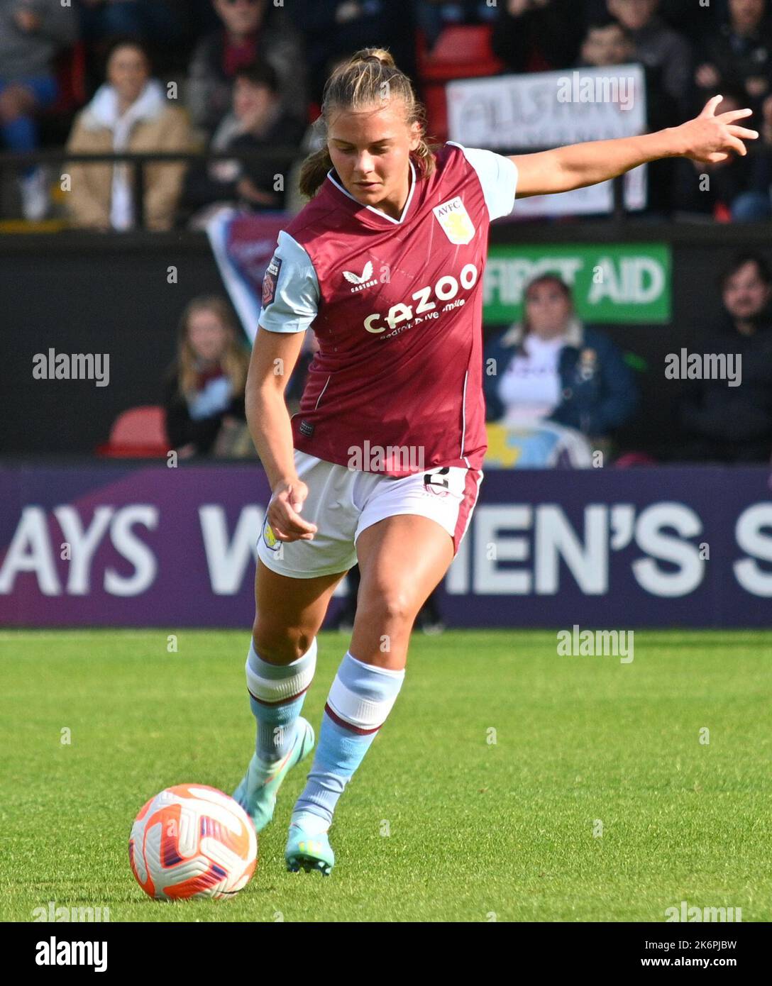 Sarah mayling aston villa hi-res stock photography and images - Alamy