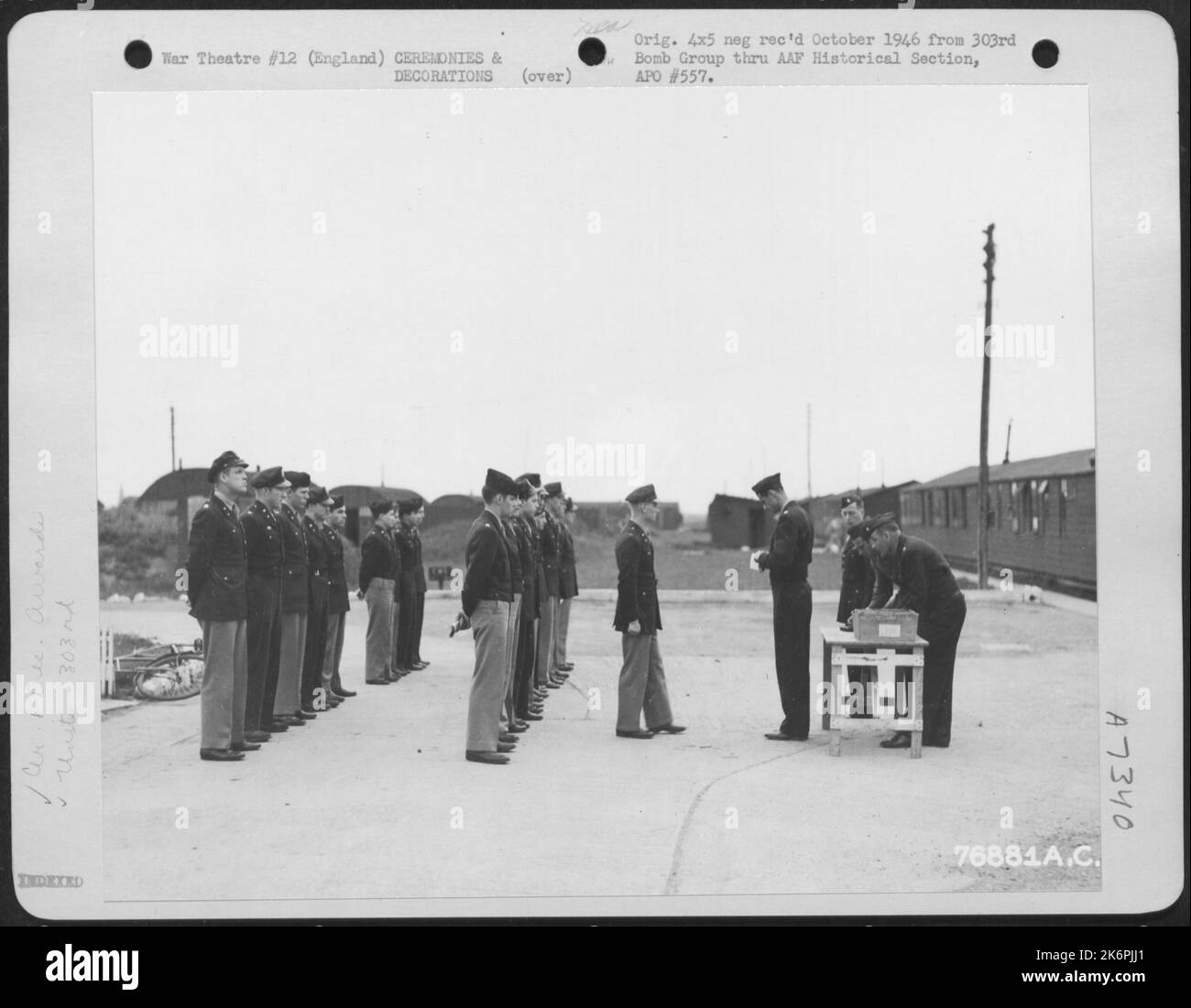 World war ii american soldiers bomb hi-res stock photography and images ...