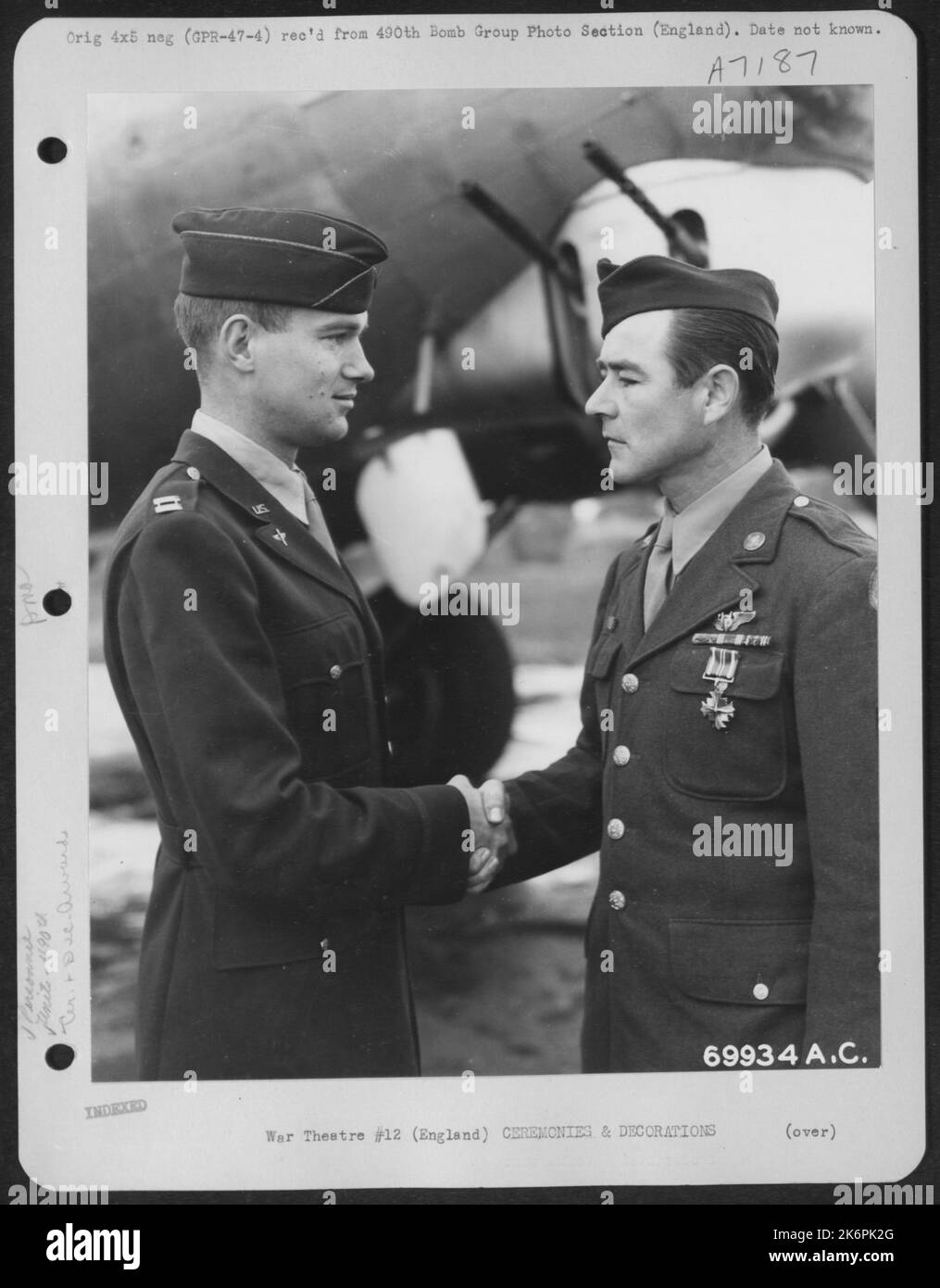 T/Sgt. R.F. Murphy, Aerial Gunner Of The 490Th Bomb Group Is Awarded ...