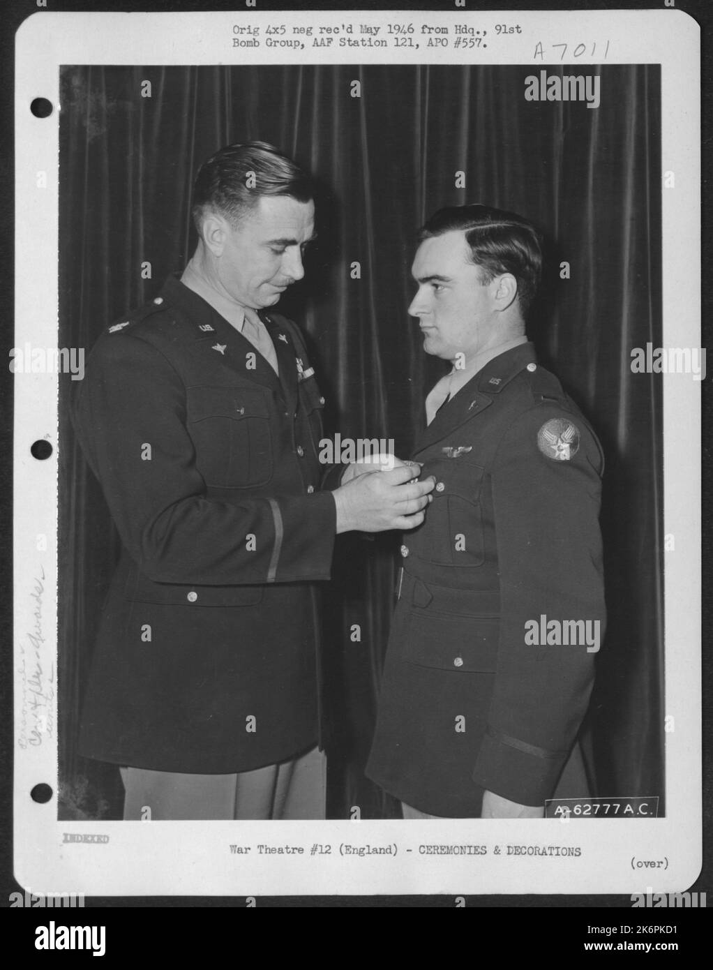 Colonel William M. Gross Presents Medal To Lt. Layn Of The 91St Bomb ...