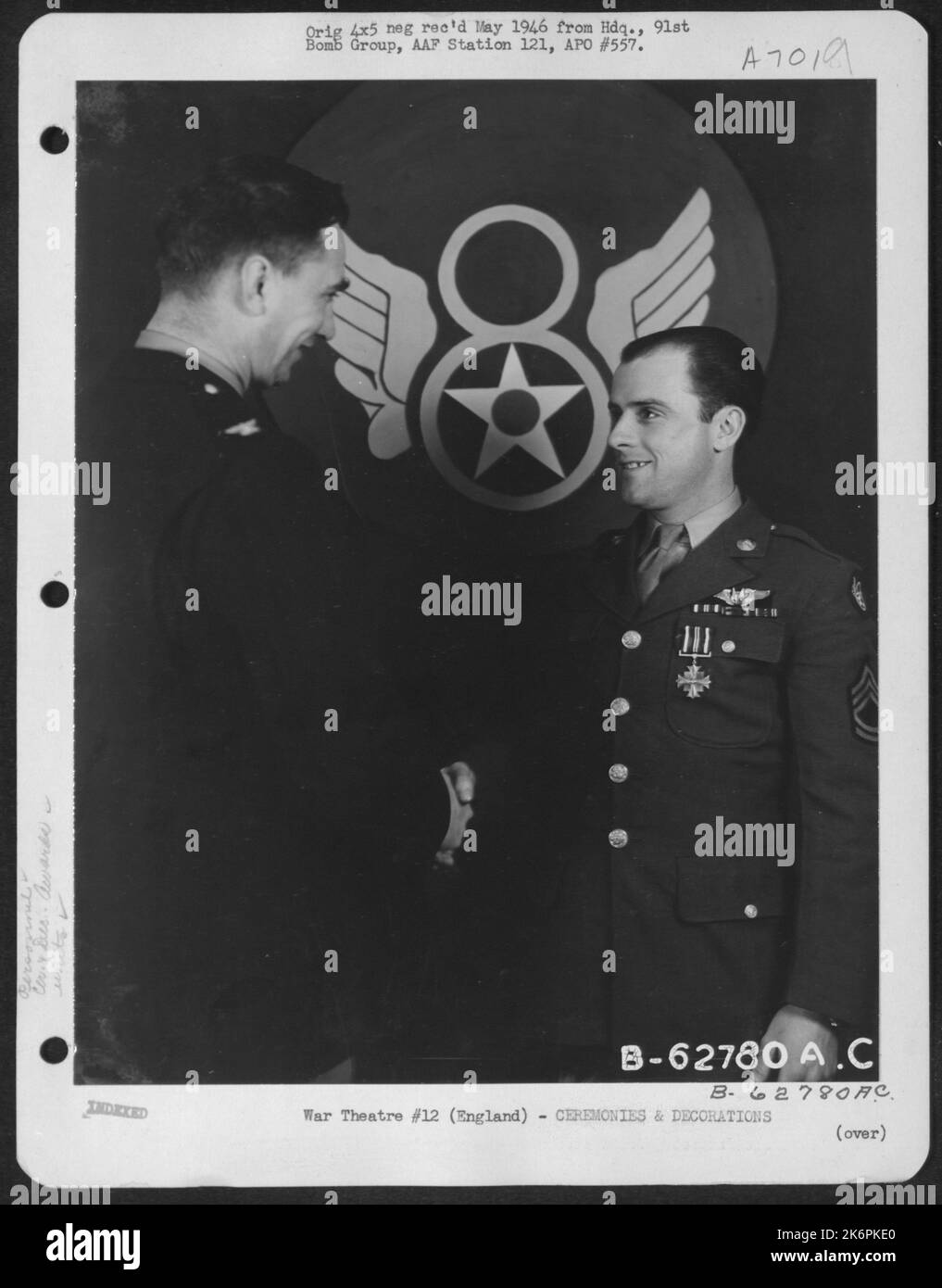 Distinguished flying cross medal Black and White Stock Photos & Images ...