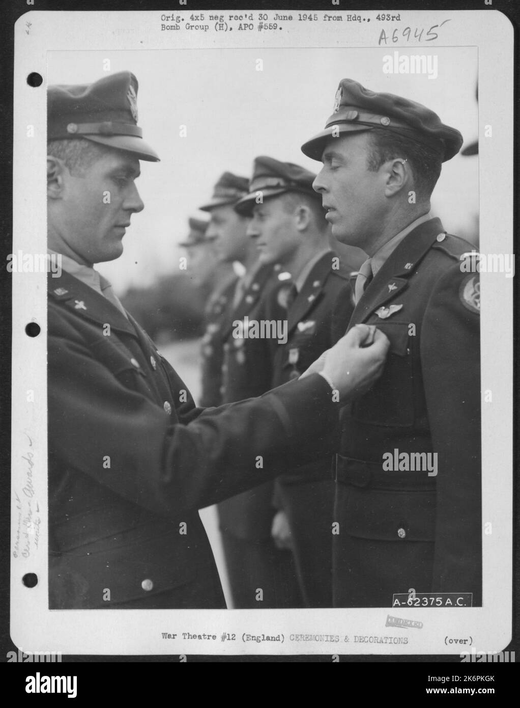 Presentation Of Medal To Lt. R.J. Green Of The 493Rd Bomb Group, 3Rd ...