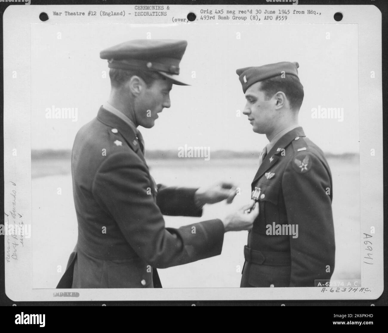 Presentation Of Medal To Lt. Z.W Kosowski Of The 493Rd Bomb Group, 8Th ...