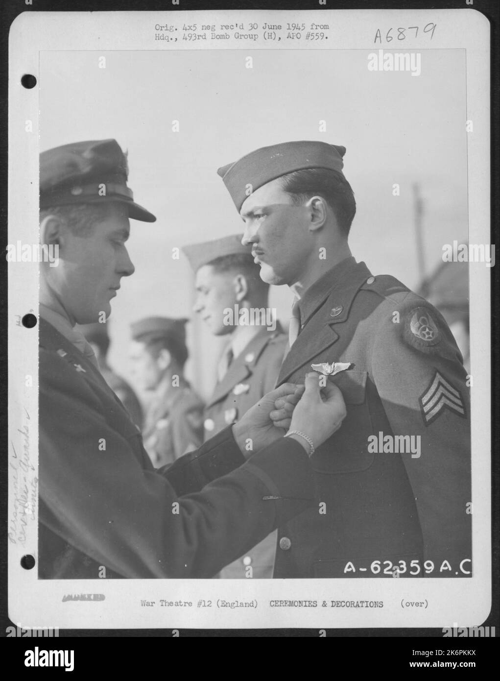 Presentation Of Medal To Sgt. H.C. Kniffen Of The 493Rd Bomb Group, 3Rd ...