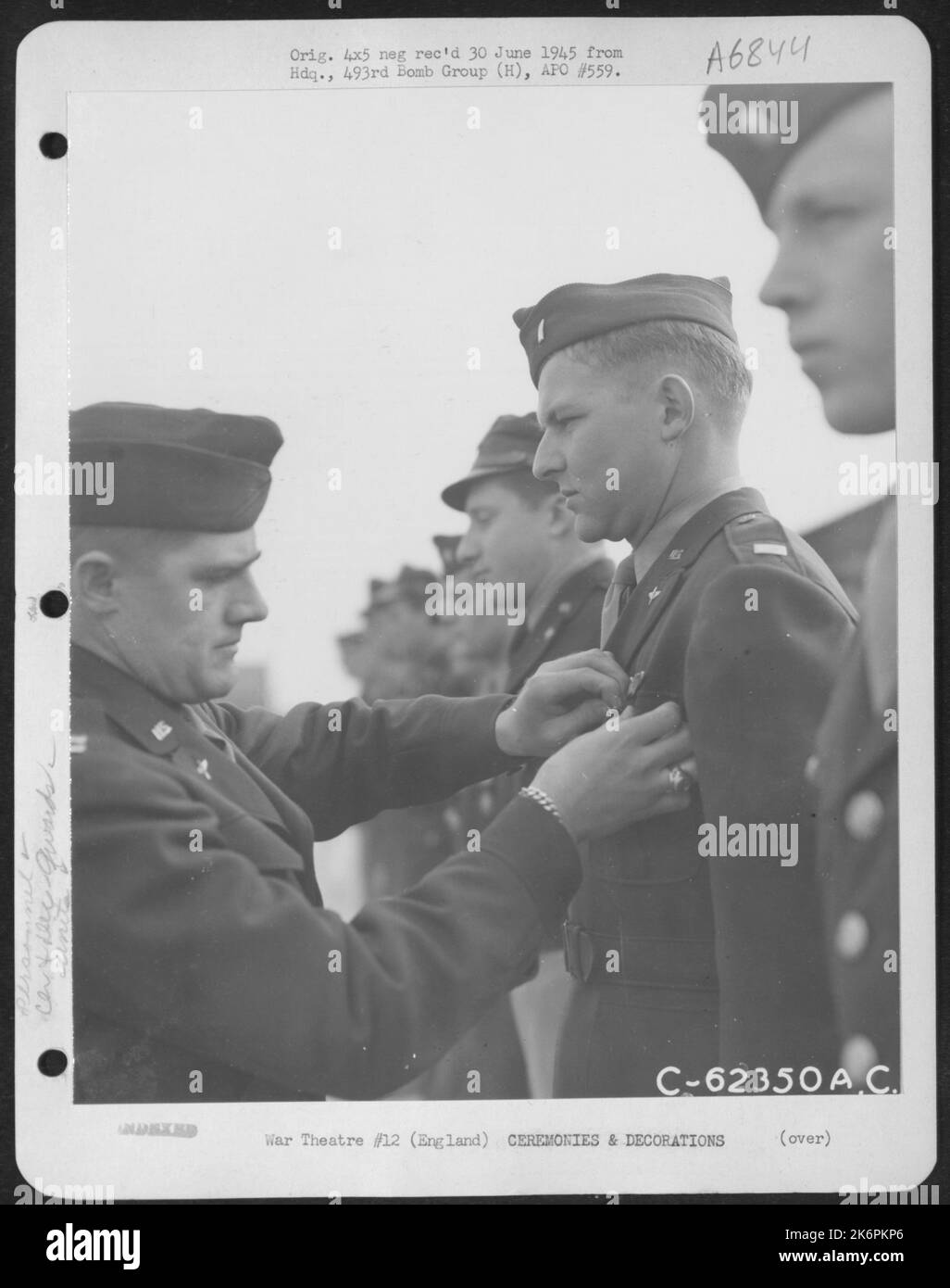 Presentation Of Medal To Lt. R. Lanier Of The 493Rd Bomb Group, 8Th Air ...