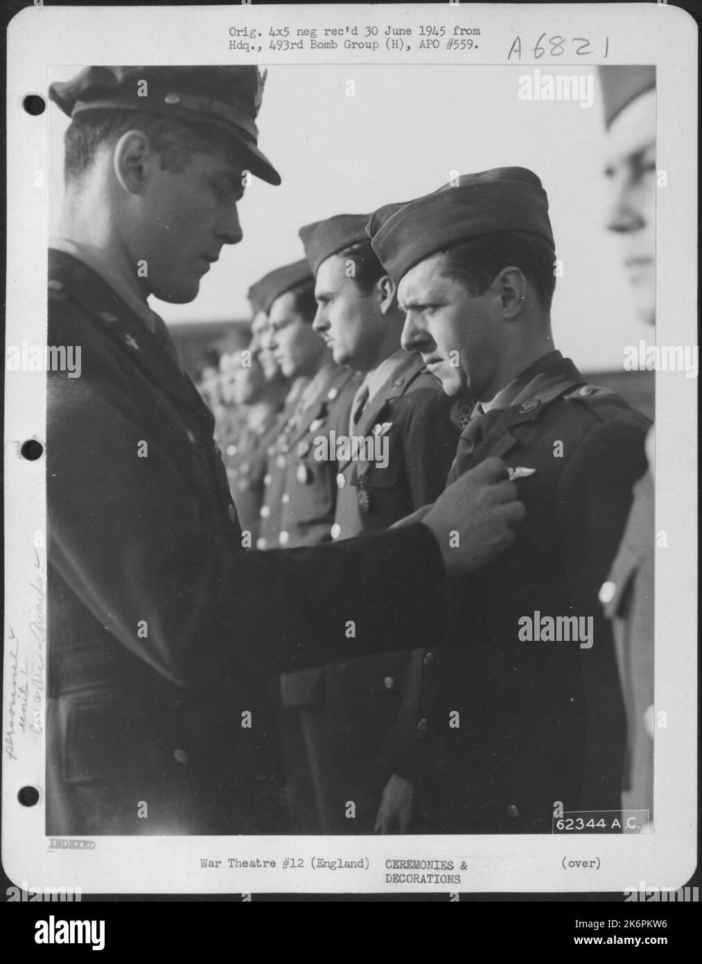 Presentation Of Medal To K.N. Miller (Enlisted Man) Of The 493Rd Bomb ...