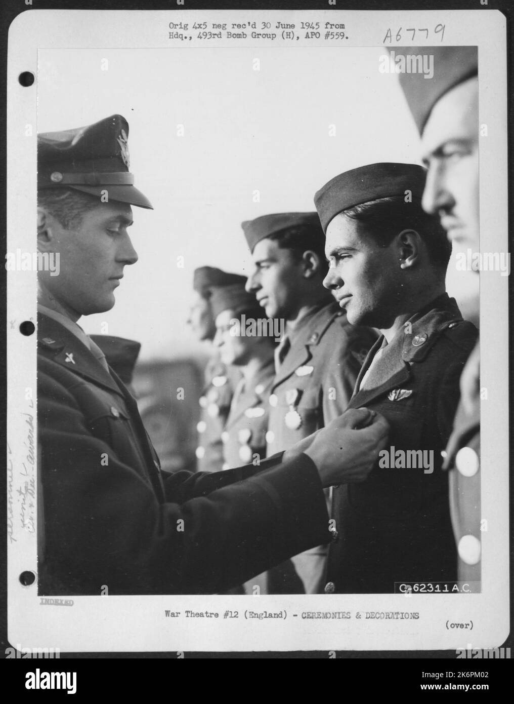 Presentation Of Medal To W. Temple (Enlisted Man) Of The 493Rd Bomb ...