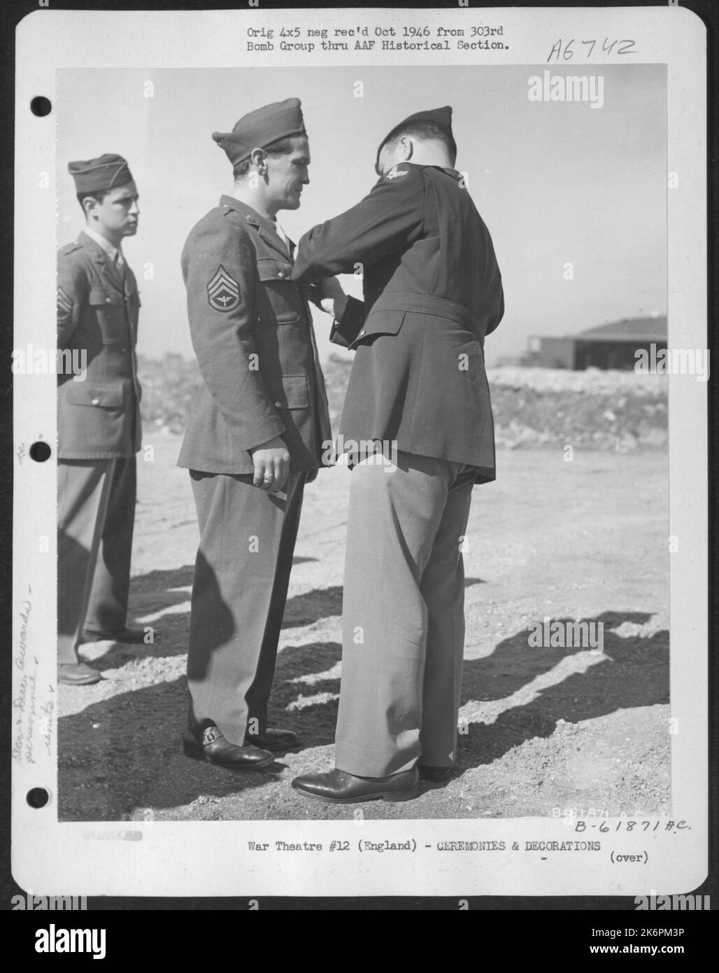 303rd bomb group hi-res stock photography and images - Alamy
