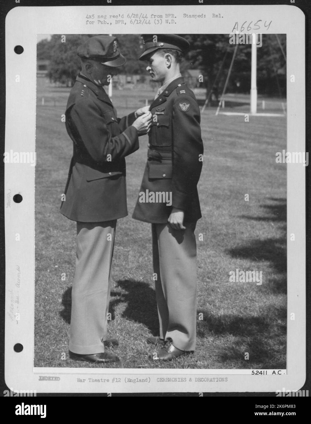 ENGLAND-1st Lt. John H. Trulock, Jr., of Lynchburg, South Carolina, an ...