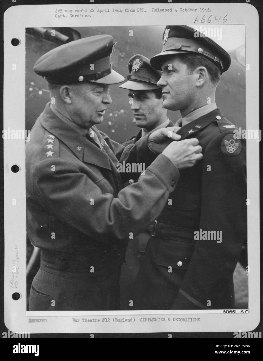 England-General Dwight D. Eisenhower, Supreme Allied Commander of the ...