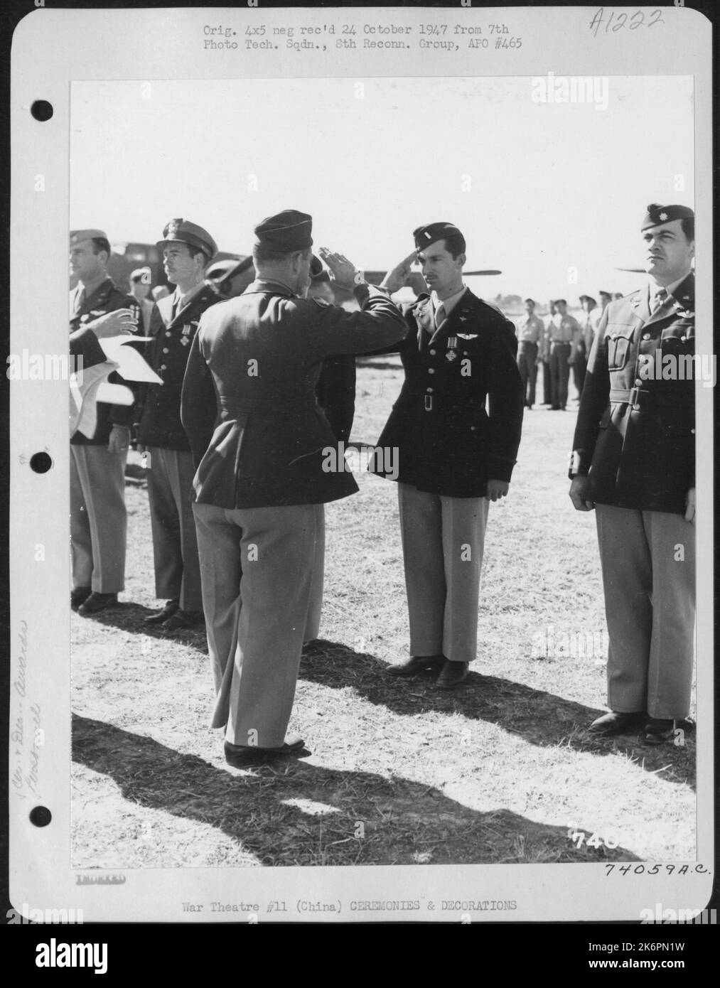 General cross salutes hi-res stock photography and images - Alamy