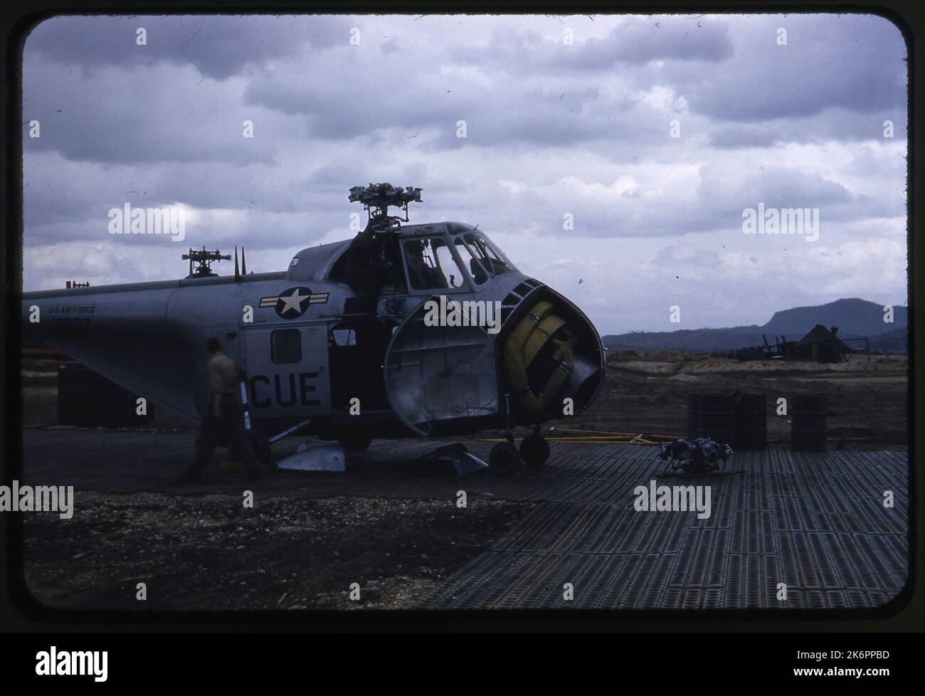 Sikorsky h 19a hi-res stock photography and images - Alamy