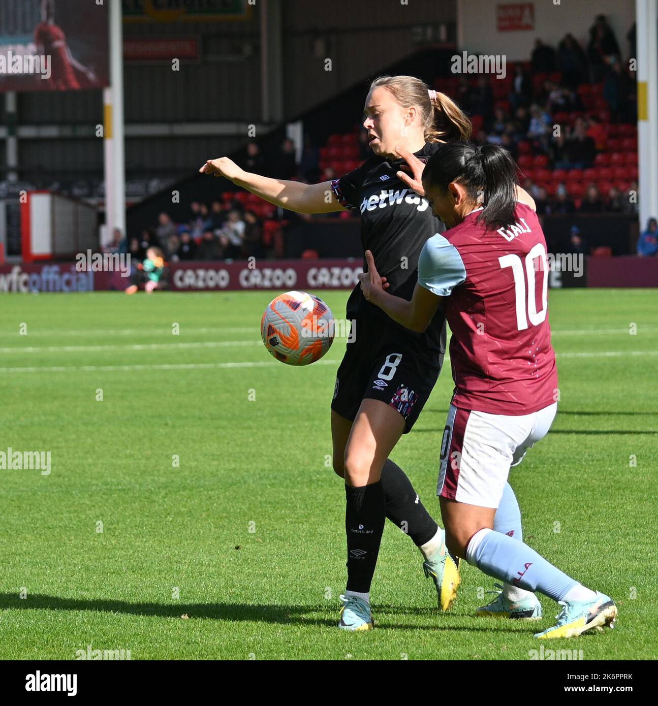 Emma strom snerle of west ham hi-res stock photography and images - Alamy