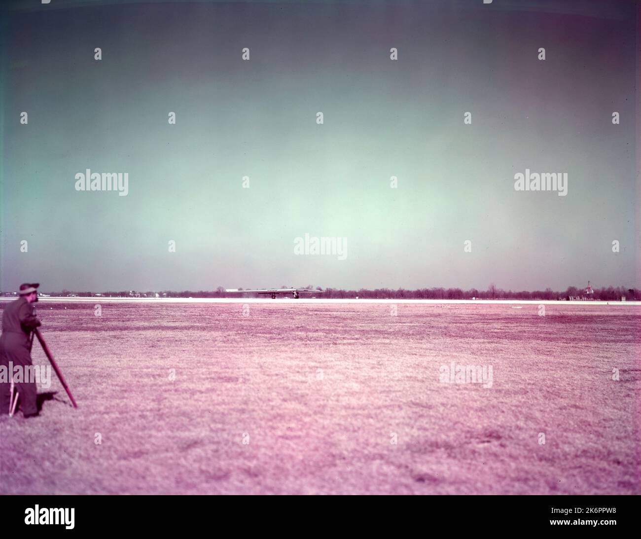 Northrop b 49 flying wing hi-res stock photography and images - Alamy