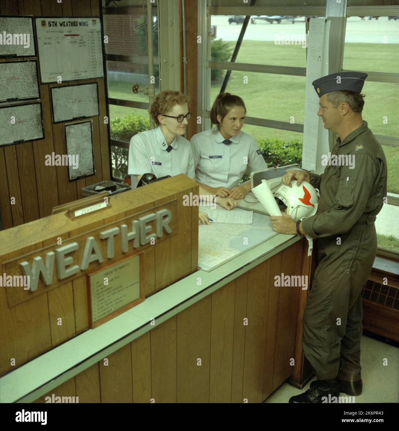 Langley afb hi-res stock photography and images - Alamy