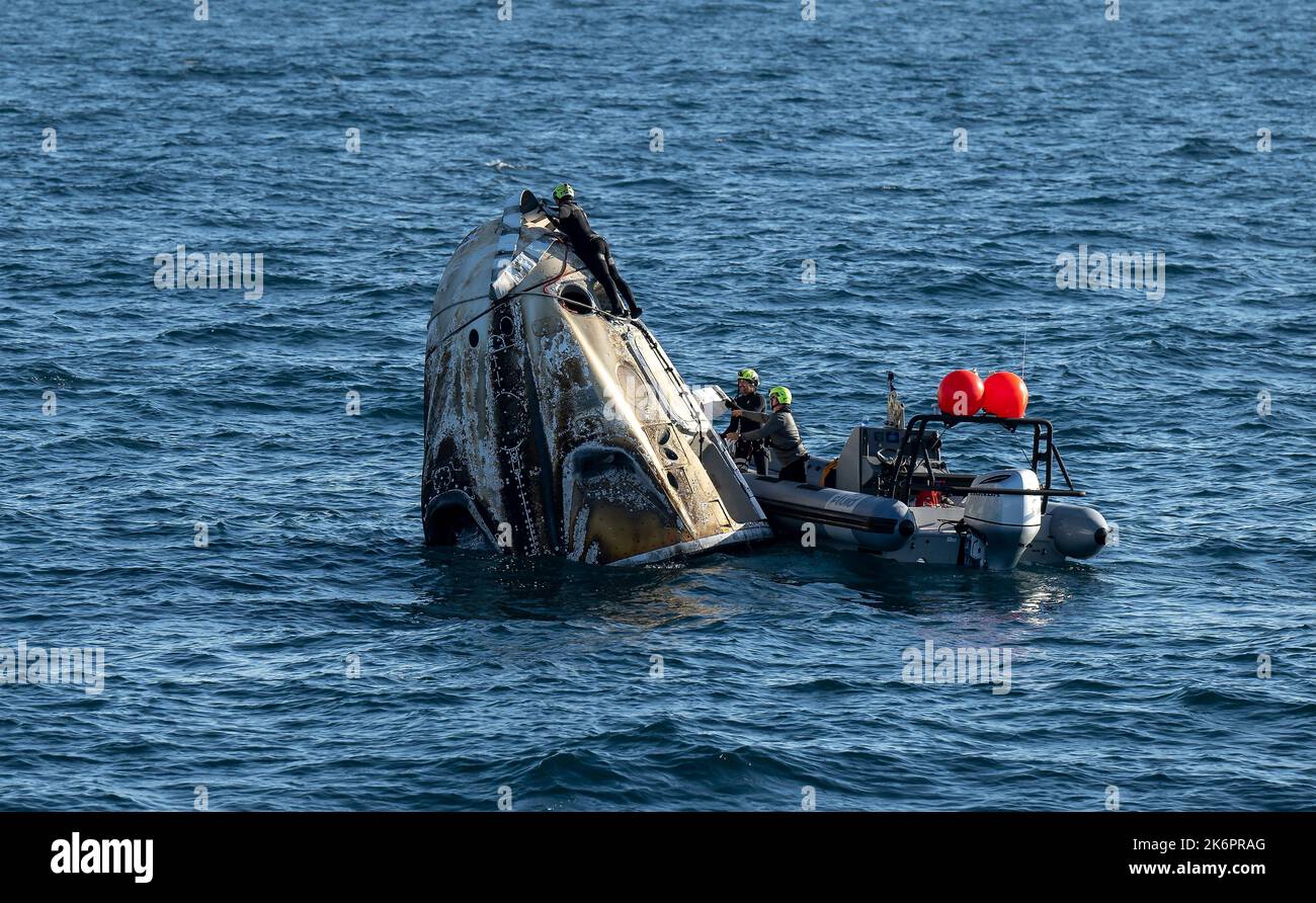 Jacksonville Usa 14th Oct 2022 Support Teams Secure And Recover The
