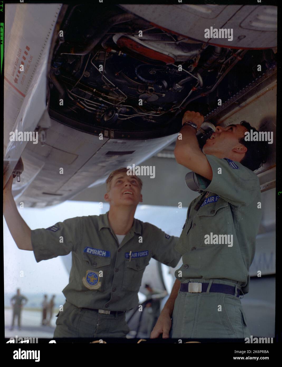 Maintenance Check on a C-141. Maintenance Check on a C-141. "Mikra ...