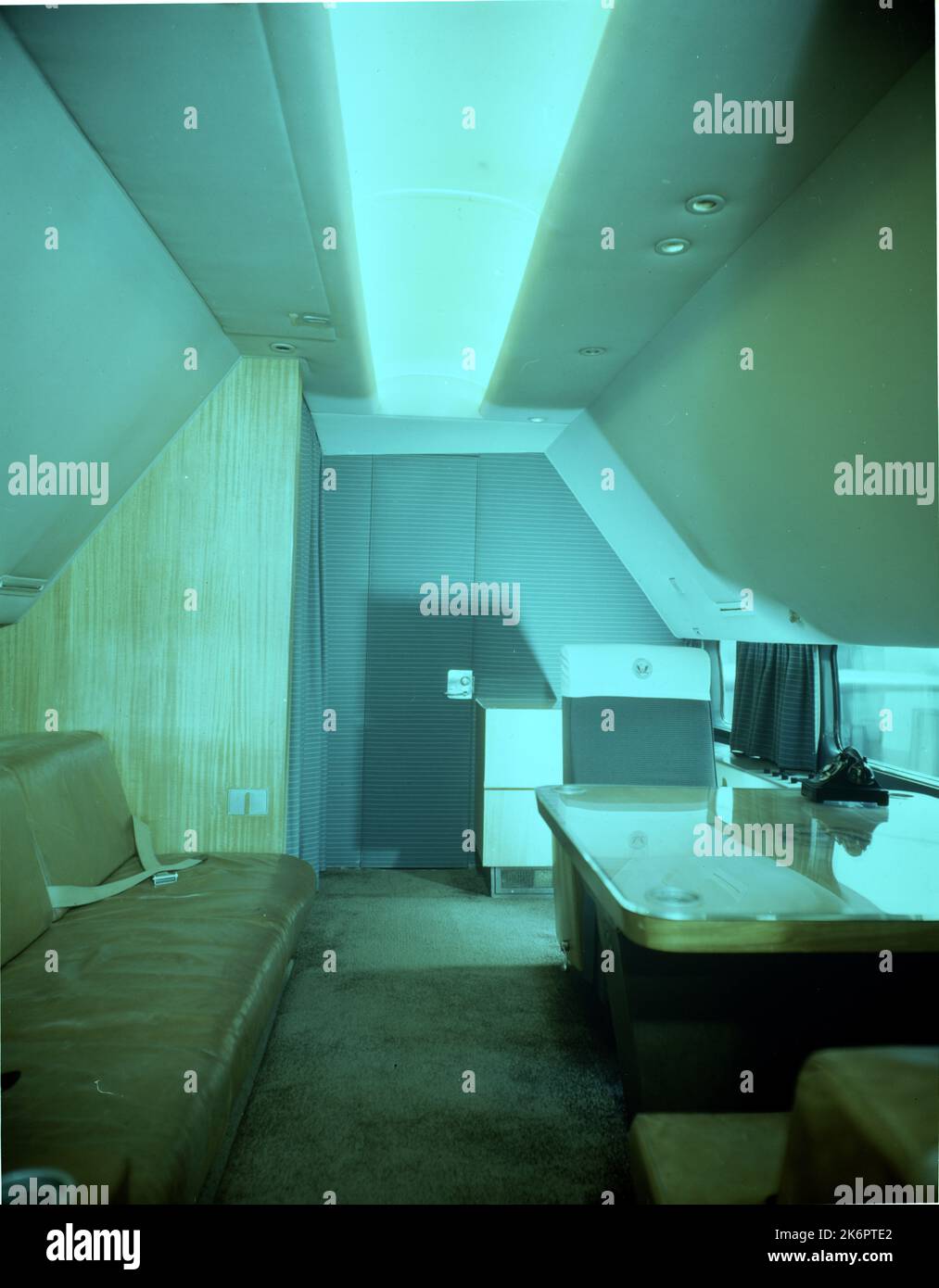 Executive Stateroom of "The Independence". Executive Stateroom of "The ...