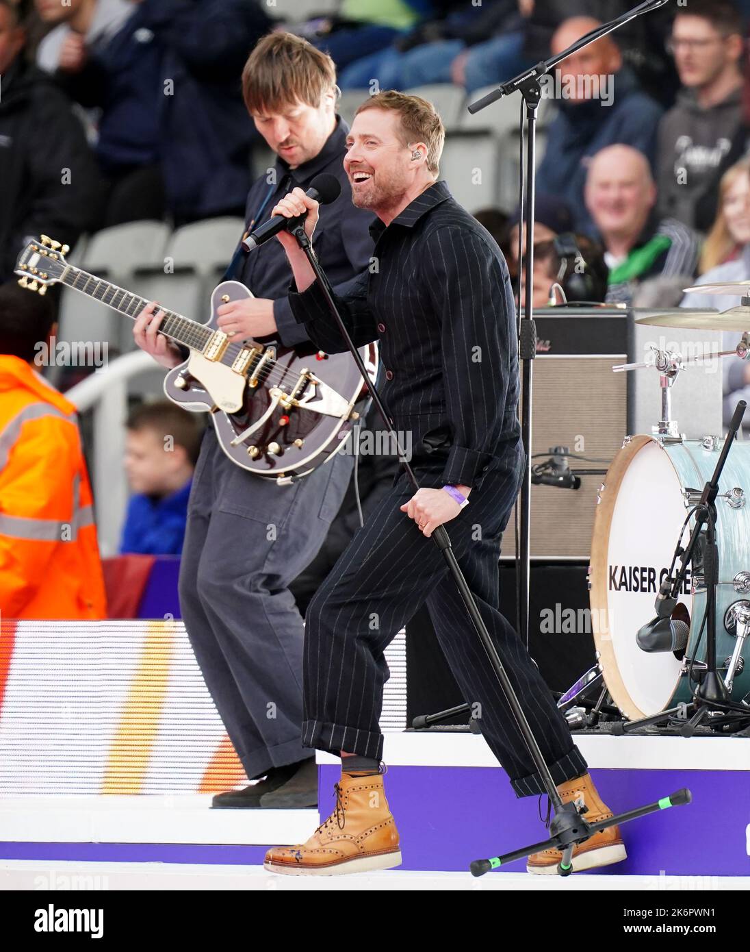 Ricky Wilson of The Kaiser Chiefs performs prior to the Rugby League ...