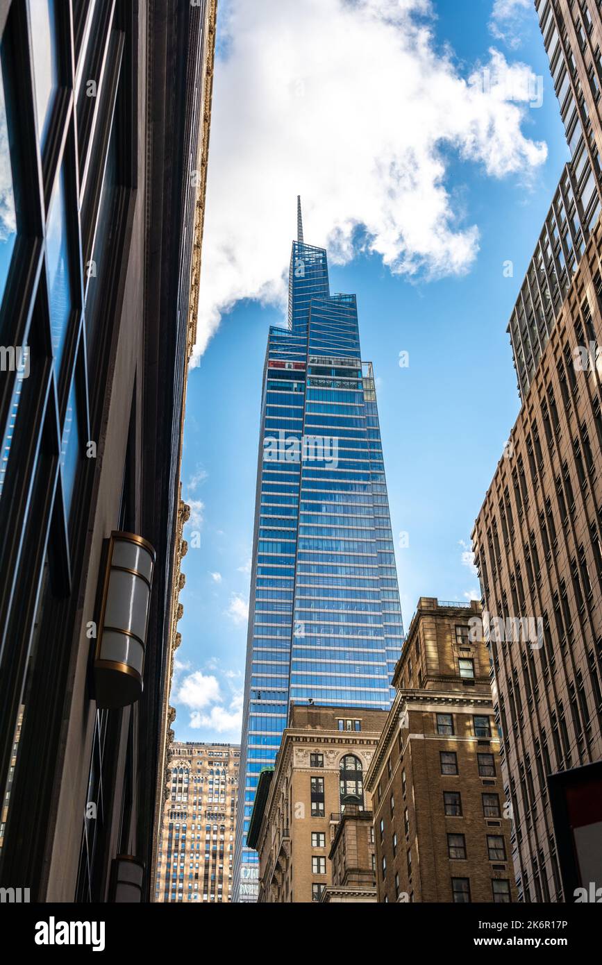 Beautiful bottom view of the skyscrapers from the narrow streets of New ...