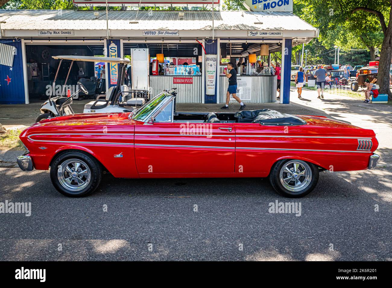 Falcon Heights, MN - June 19, 2022: High perspective side view of a ...