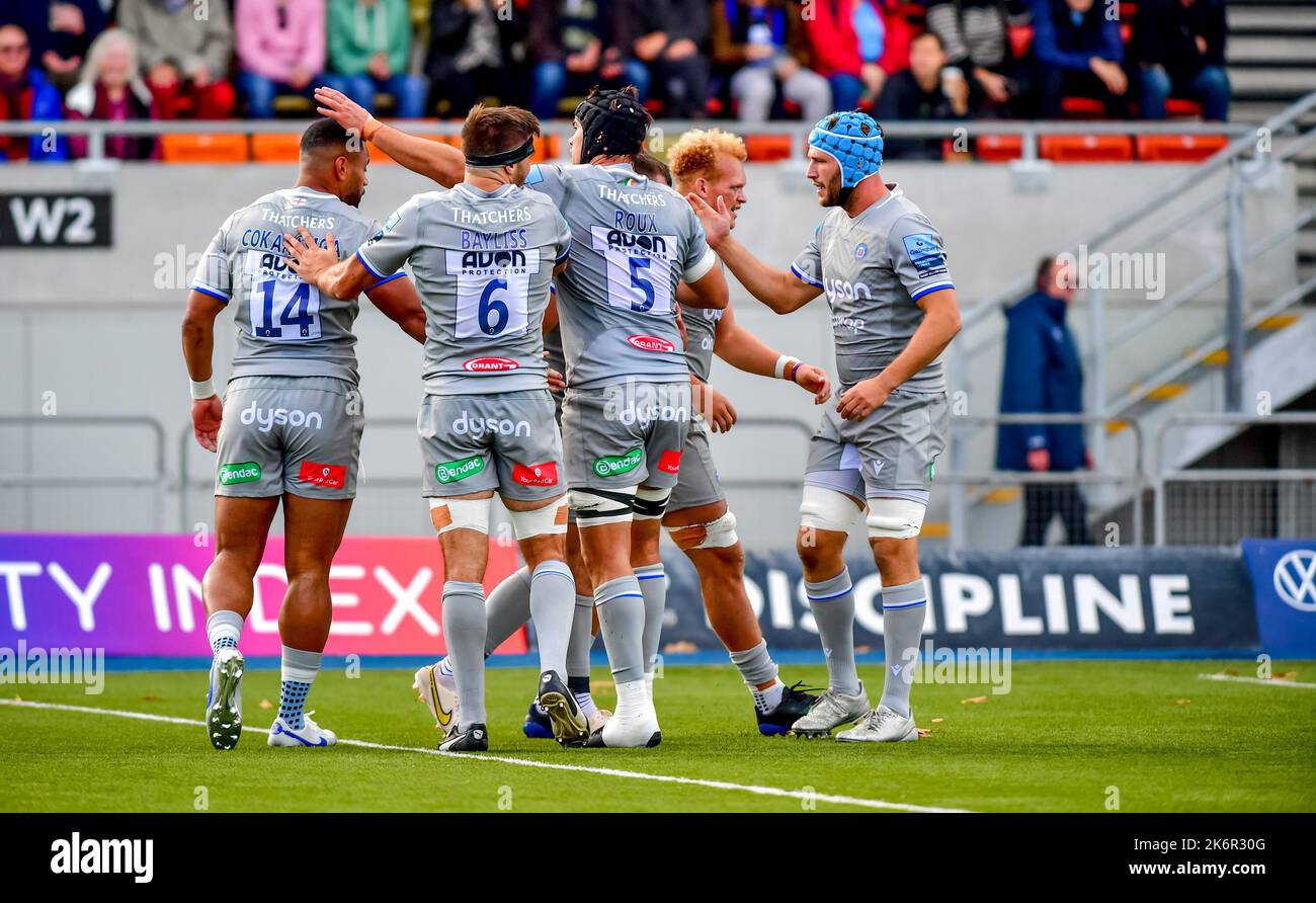 Bath Rugby celebrate Matt Gallagher's try early in the first half to ...
