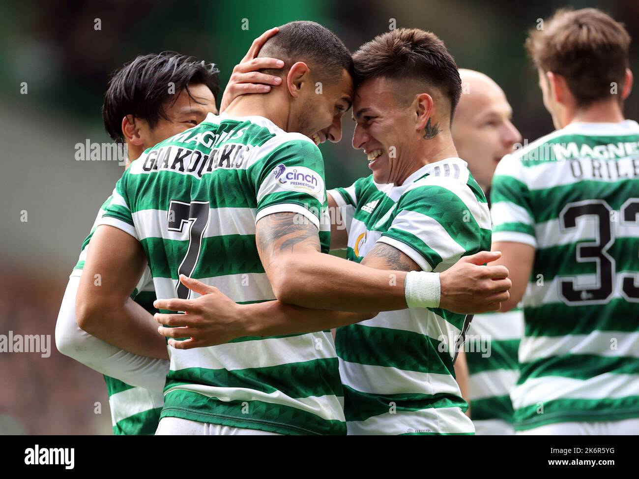 Celtic's Giorgos Giakoumakis (left) celebrates scoring the second goal ...
