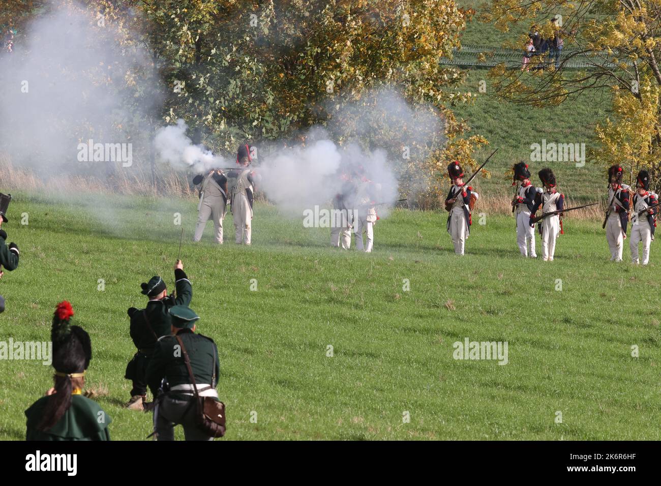 Cospeda, Germany. 07th Oct, 2022. Performers in period uniforms act out ...