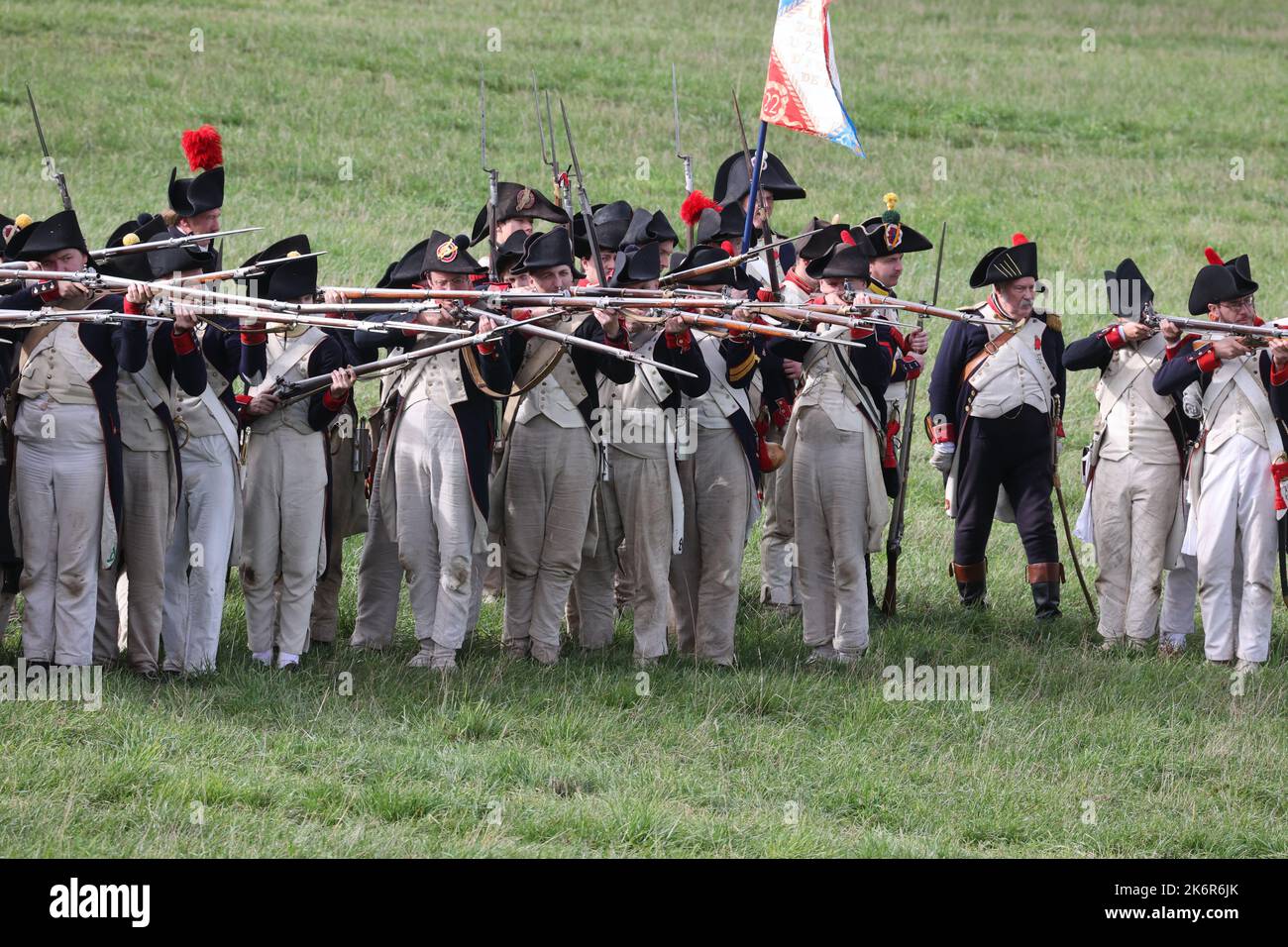 Cospeda, Germany. 07th Oct, 2022. Performers in period uniforms act out ...
