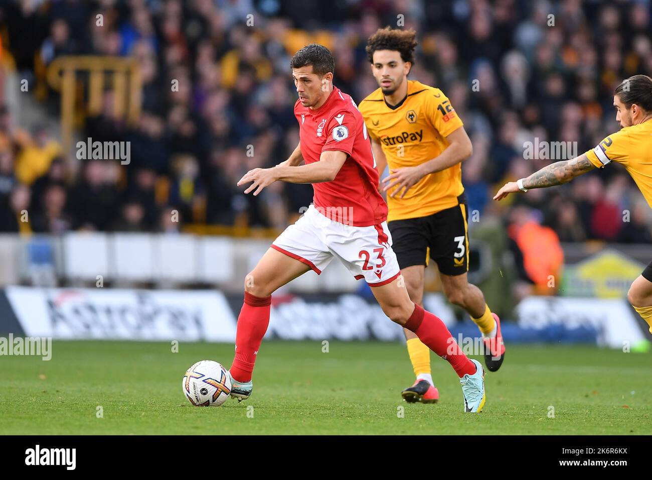 Remo freuler nottingham forest hi-res stock photography and images - Alamy