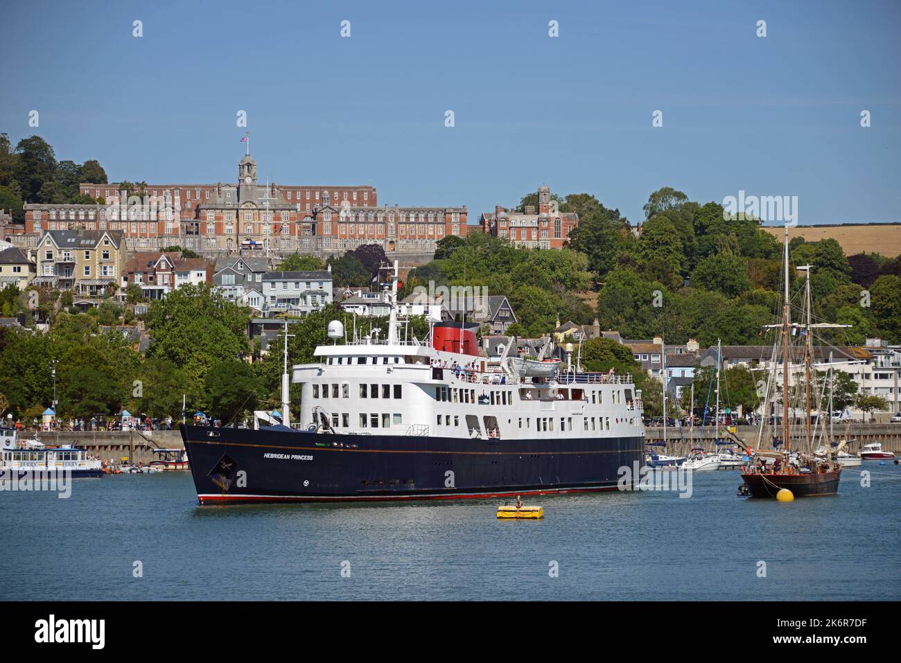 HEBRIDEAN PRINCESS arriving in DARTMOUTH on the RIVER DART, SOUTH DEVON ...